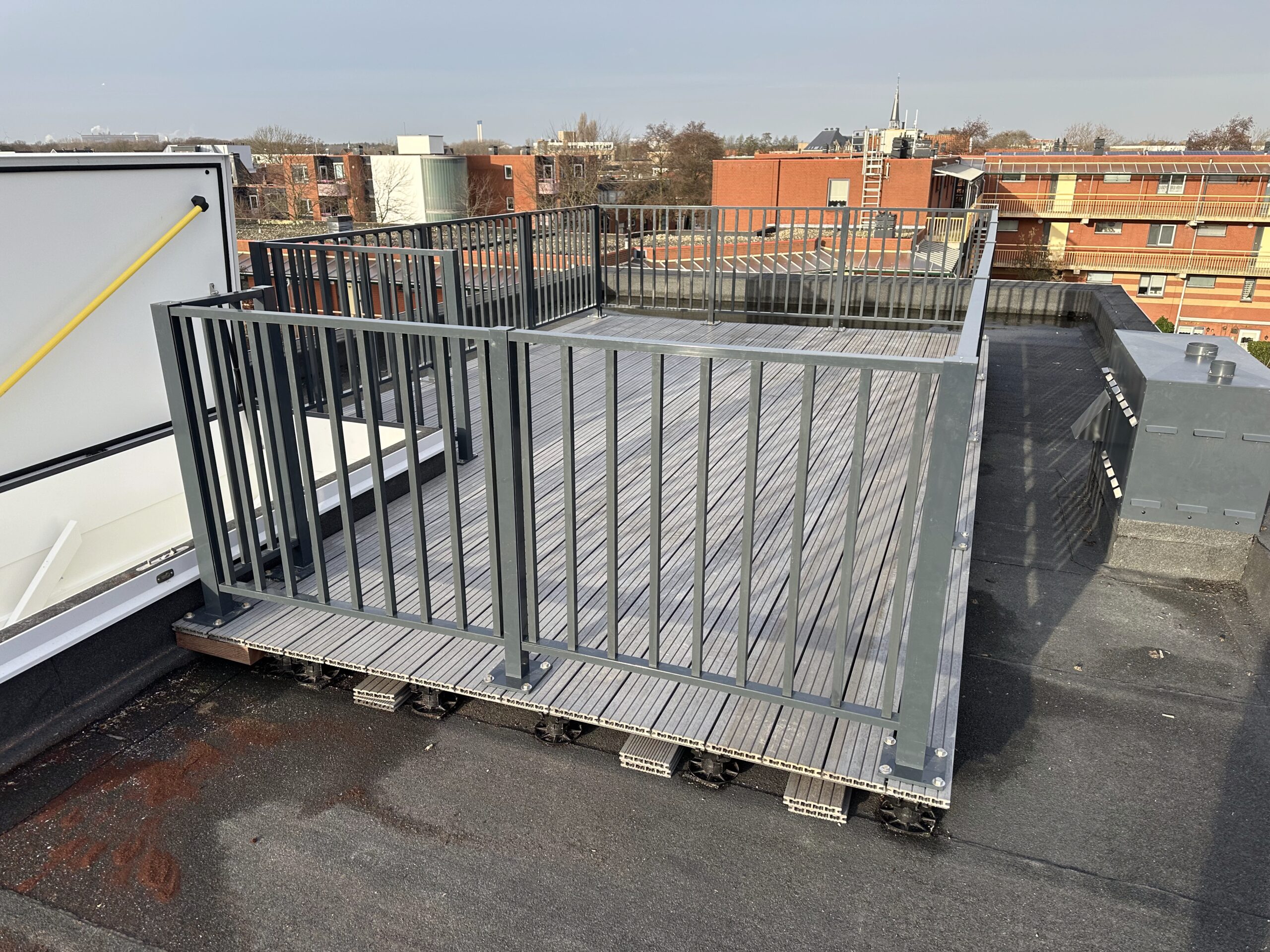 4 app Koningshof 82A t/m 82D Beverwijk – C. Nelis